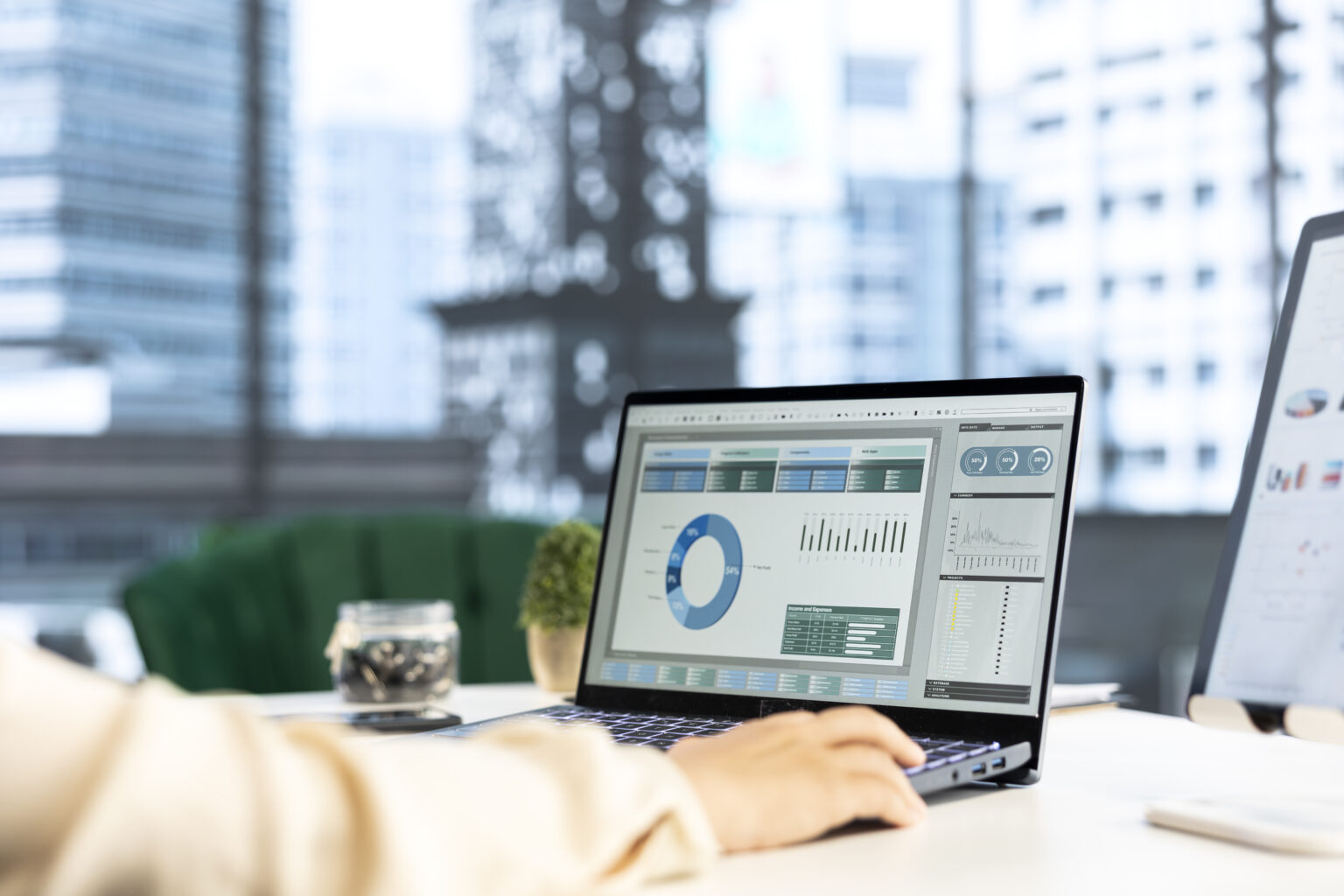 AI-Powered IT Service and Operations Optimisation for a Large Enterprise | Thakral One